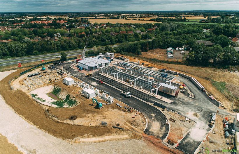 Latest news about the first service station dedicated to EVs | Electrifying