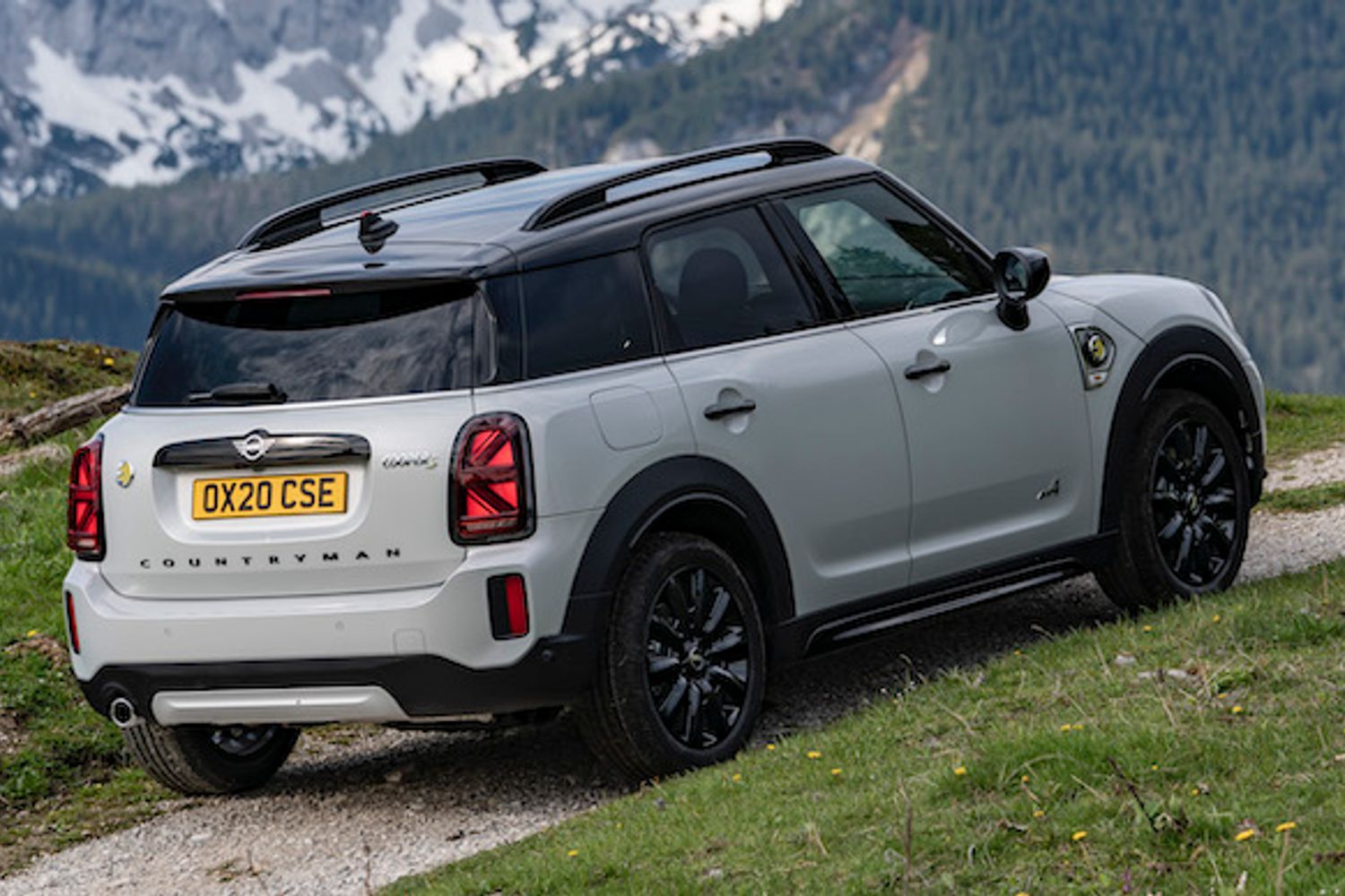 Mini Countryman PHEV Price and Specification | Electrifying.com