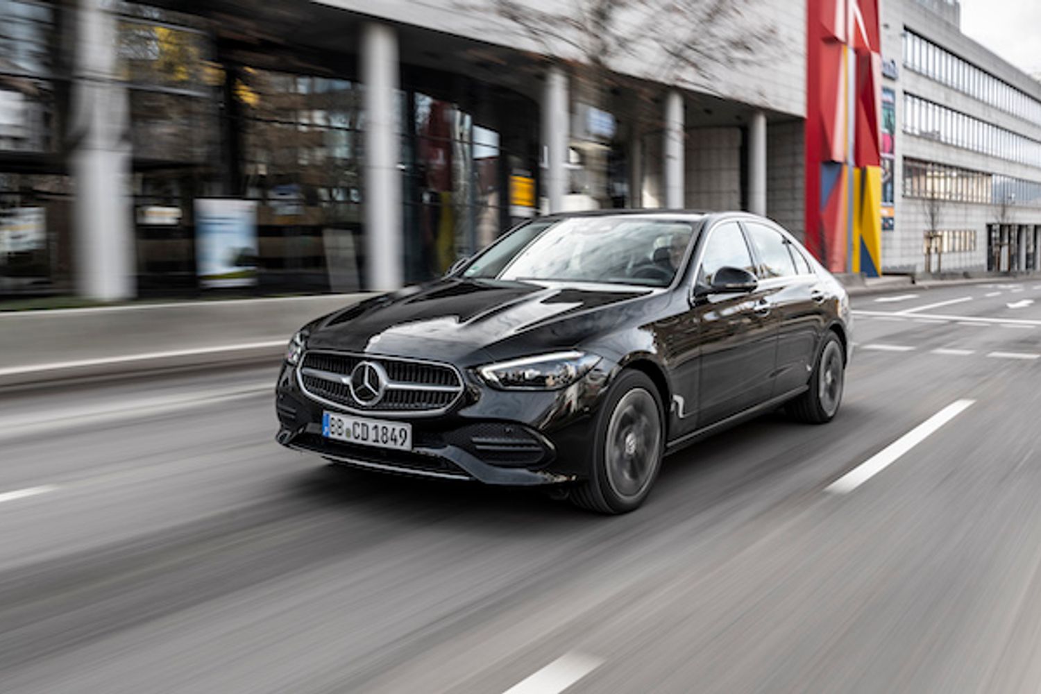 Mercedes C-Class C300e PHEV Review & Buying Guide 2024 | Electrifying