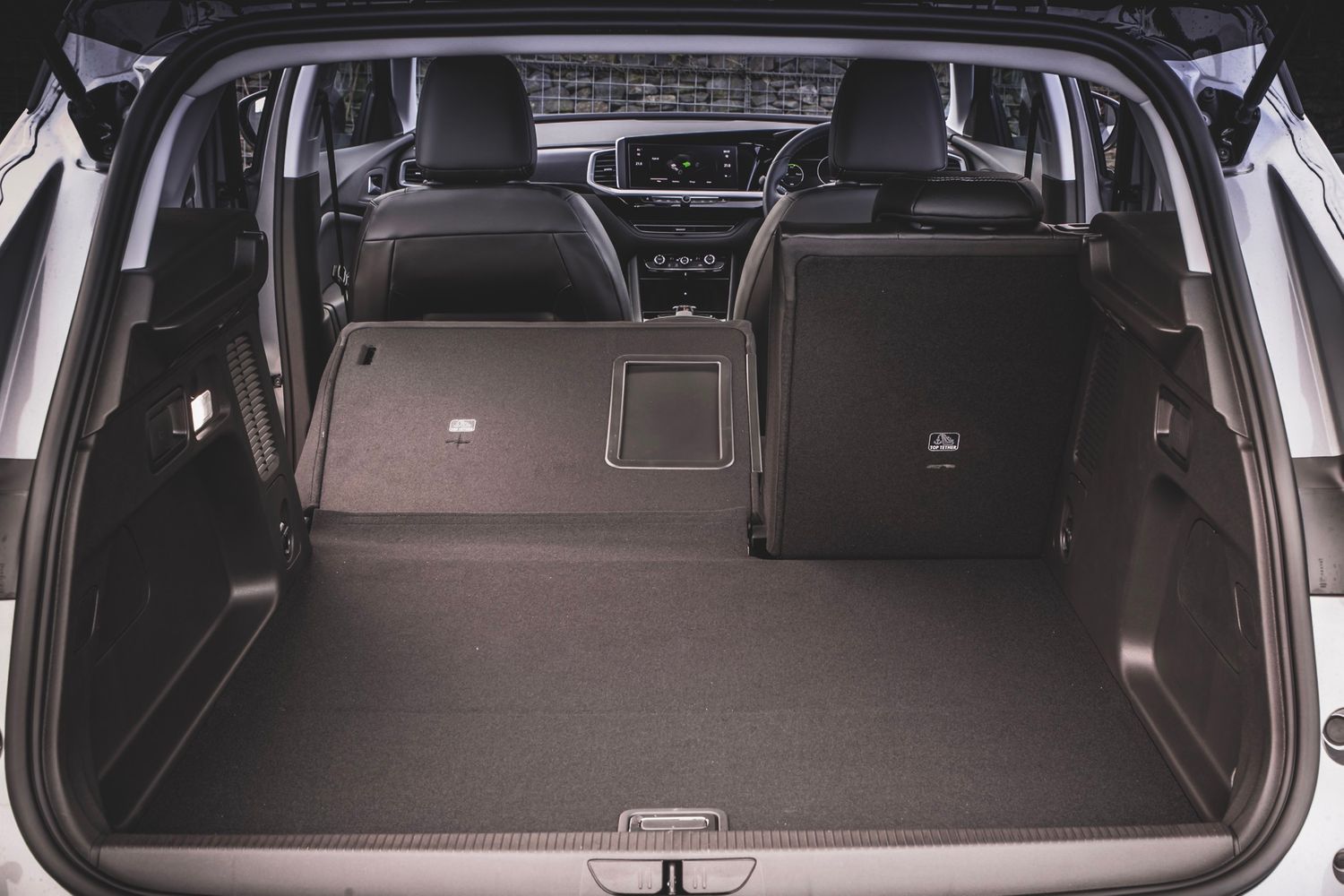 Vauxhall Grandland X Hybrid Practicality and Boot Space | Electrifying