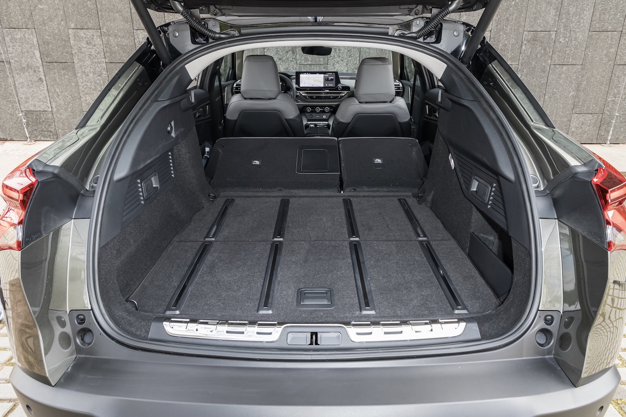 Citroen C5 X Review and Buyers Guide | Electrifying.com