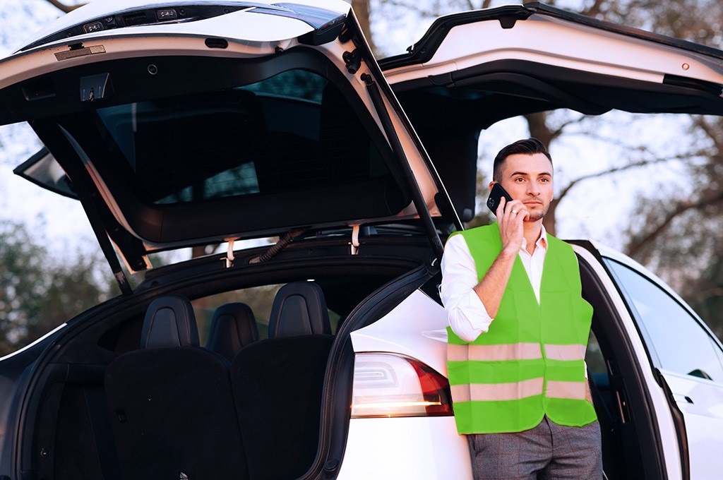 What to do if you are running out of charge in an electric car ...