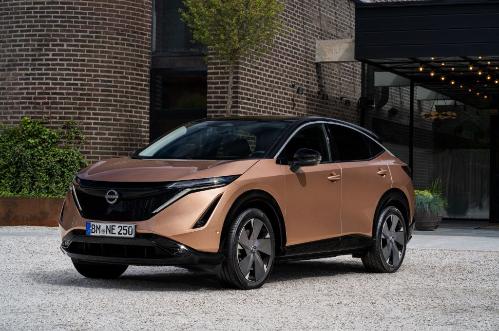 Nissan Ariya Review and Buyers Guide | Electrifying.com