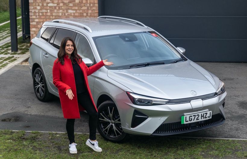 The Best Electric Cars For Dogs - Pooch Perfect | Electrifying