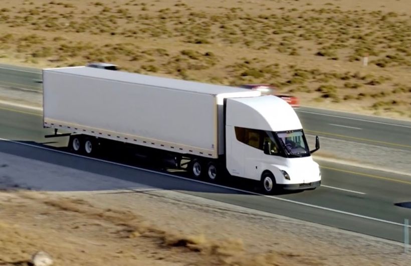 Tesla finally delivers first Semi trucks to customers | Electrifying