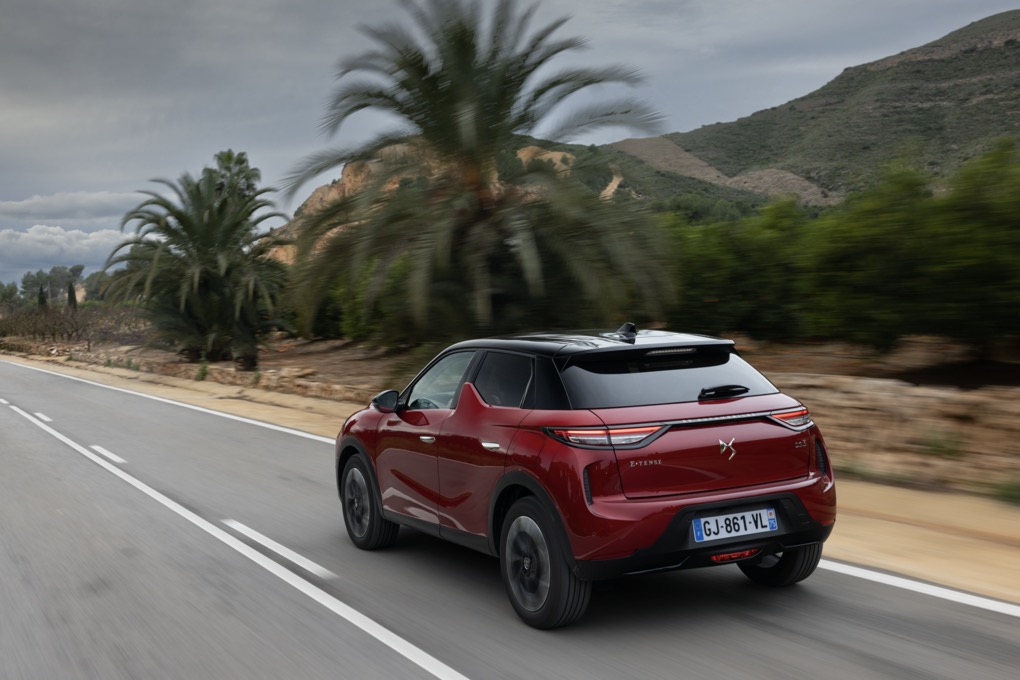 DS3 Crossback E-Tense Review and Buyers Guide | Electrifying