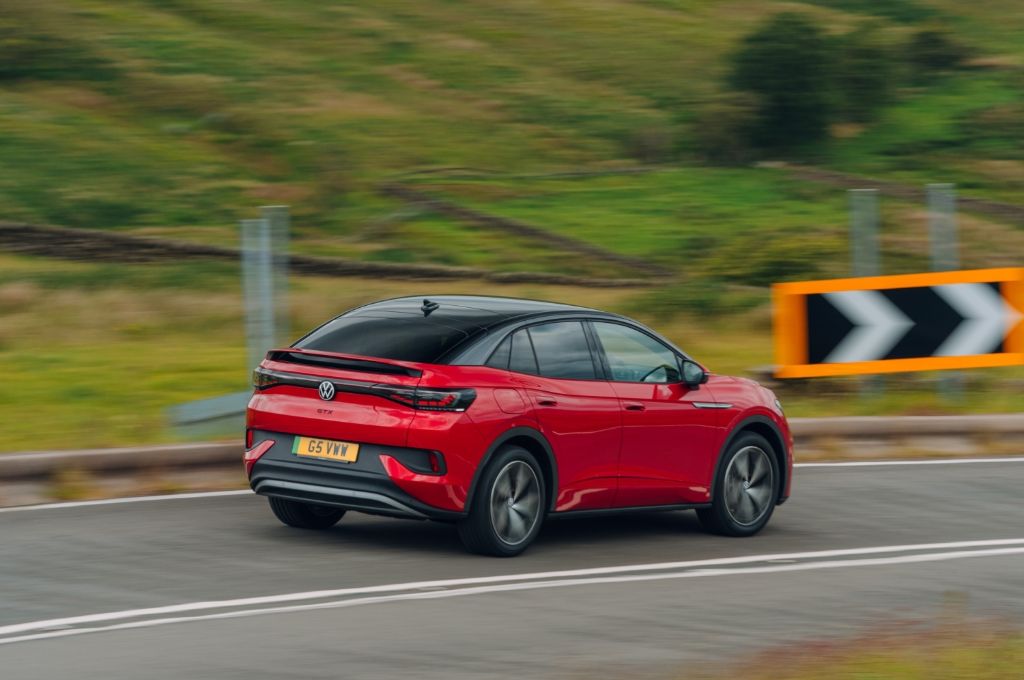 Volkswagen ID5 Review & Buying Guide 2025 | Electrifying