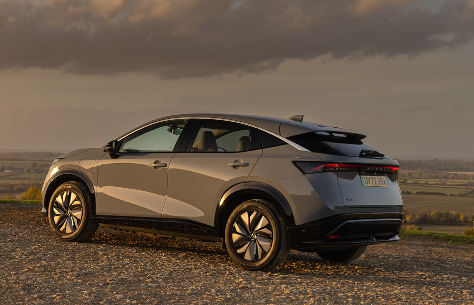 Nissan Ariya Review and Buyers Guide | Electrifying.com