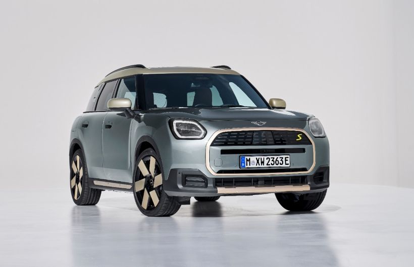 New electric MINIs at the double – hatch and Countryman revealed ...