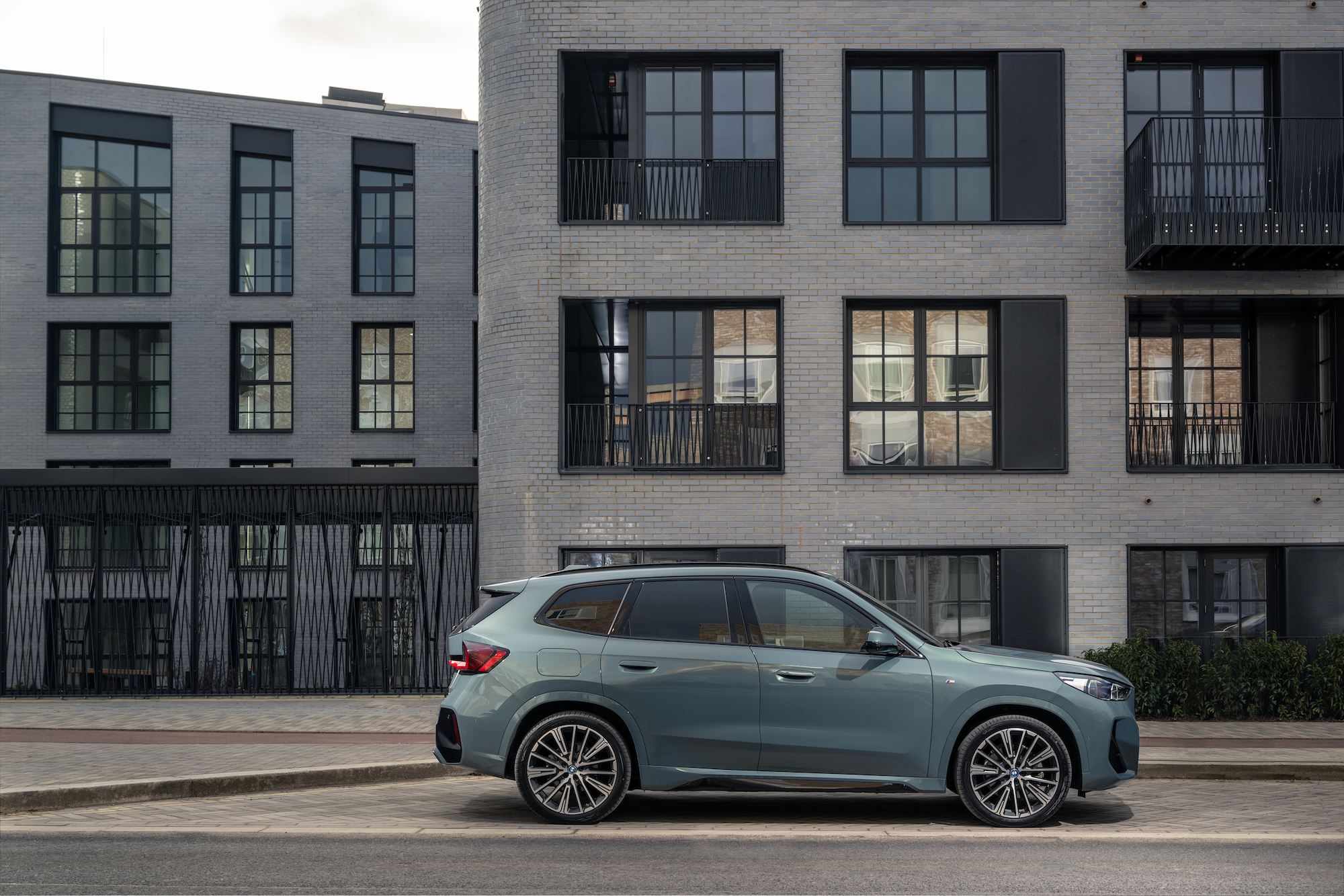 BMW iX1 Review and Buyers Guide | Electrifying.com