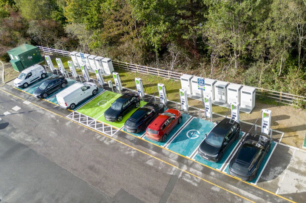 The best and worst times to charge this Christmas | Electrifying.com