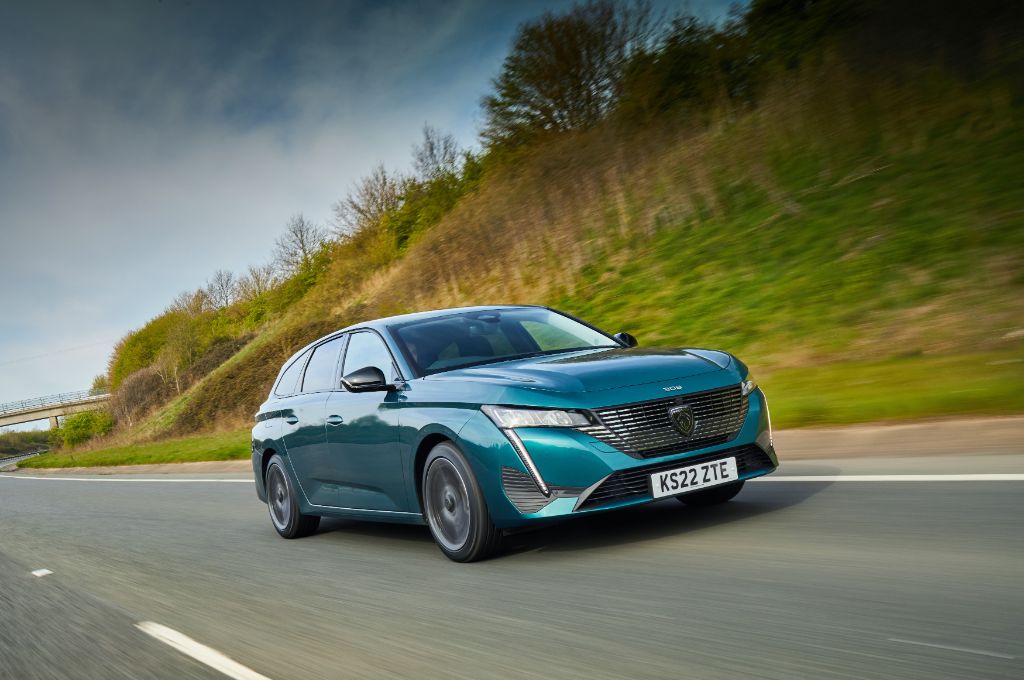 Peugeot announces E-308 SW prices | Electrifying.com