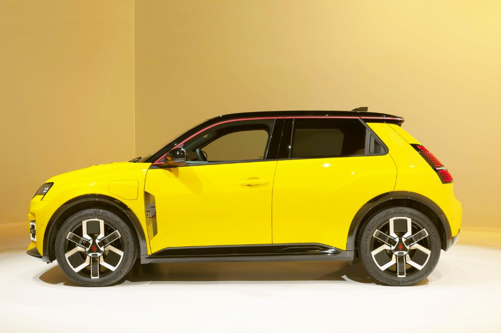 New Renault 5 Electric Preview & Specs - Renault R5 E-Tech | Electrifying