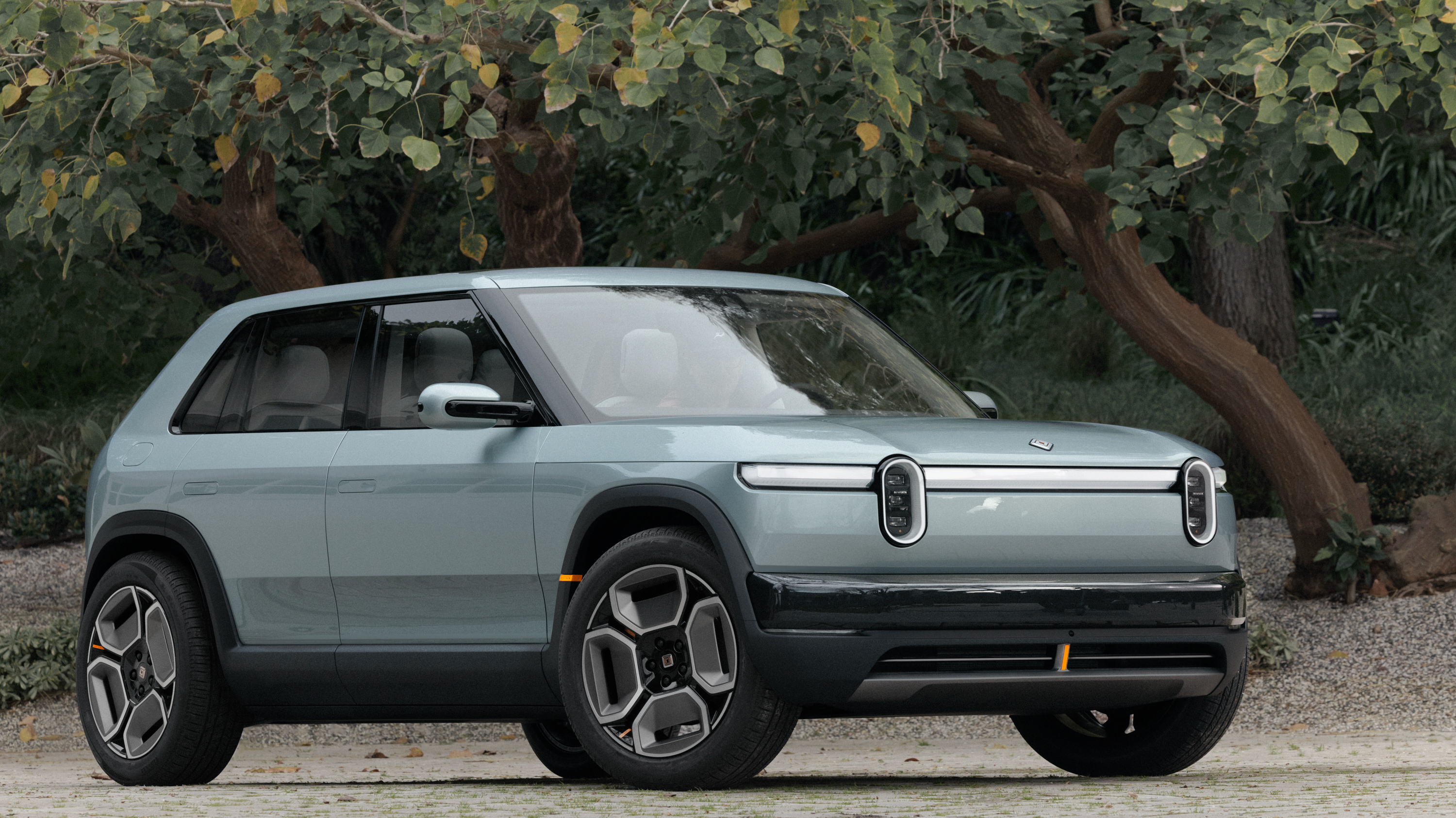 Rivian reveals two small electric SUVs | Electrifying.com