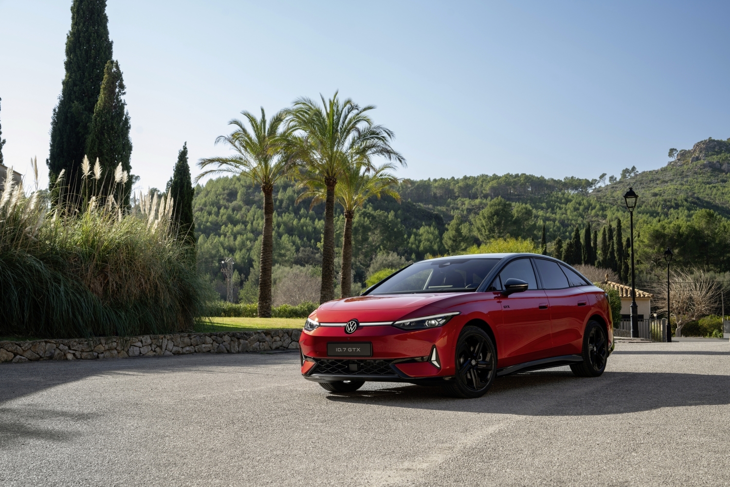 VW adds 335bhp GTX to ID.7 saloon line-up | Electrifying.com