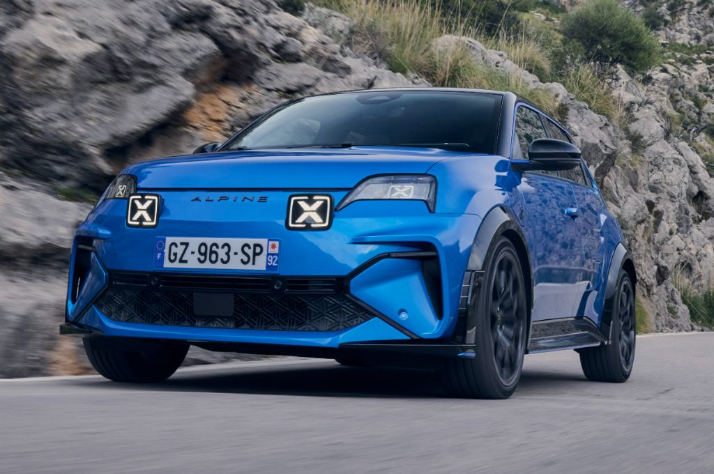 Alpine A290 Review & Buying Guide 2026 | Electrifying