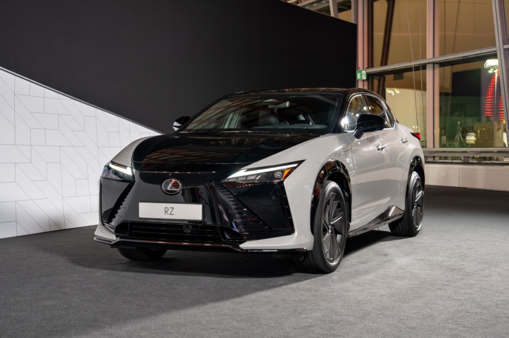 Updated Lexus RZ electric SUV on sale – priced from £54k | Electrifying.com