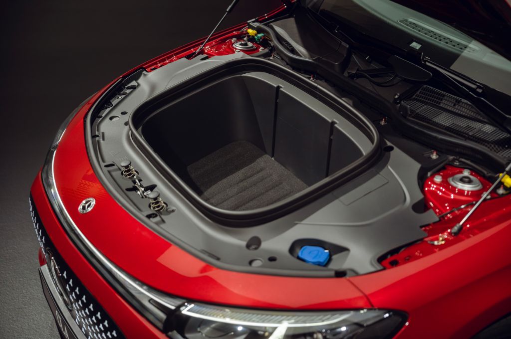 New Mercedes CLA Review: Price, Specs, Range & On Sale Date | Electrifying