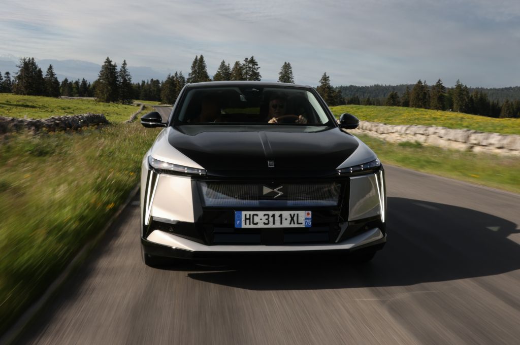 DS No 8 Review & Buying Guide 2025 | Electrifying