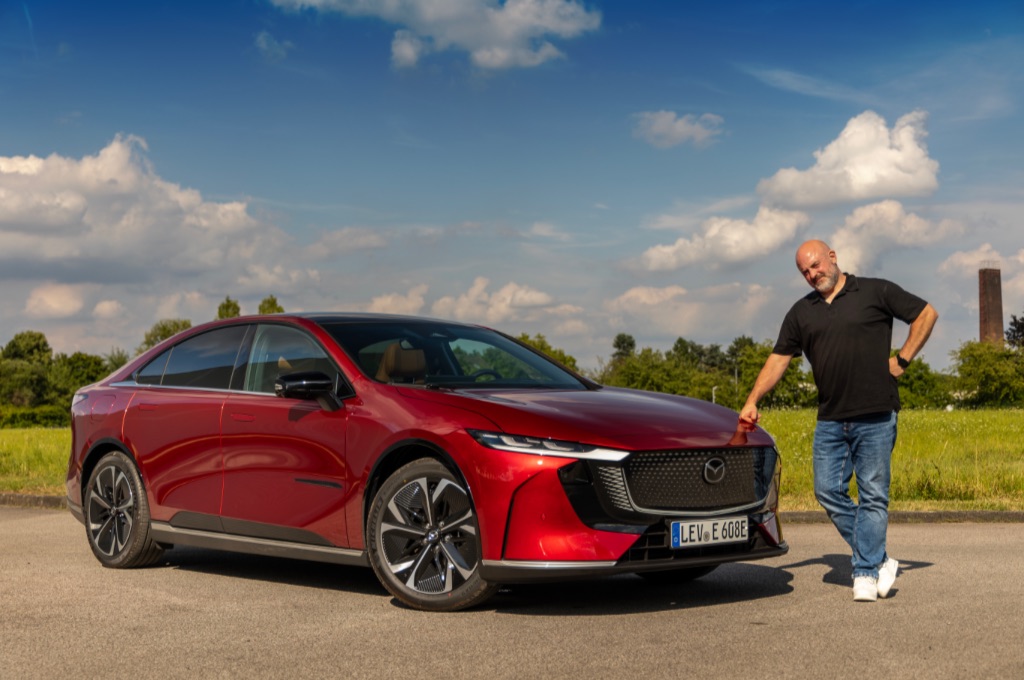 Mazda 6e Review & Buying Guide 2026 | Electrifying