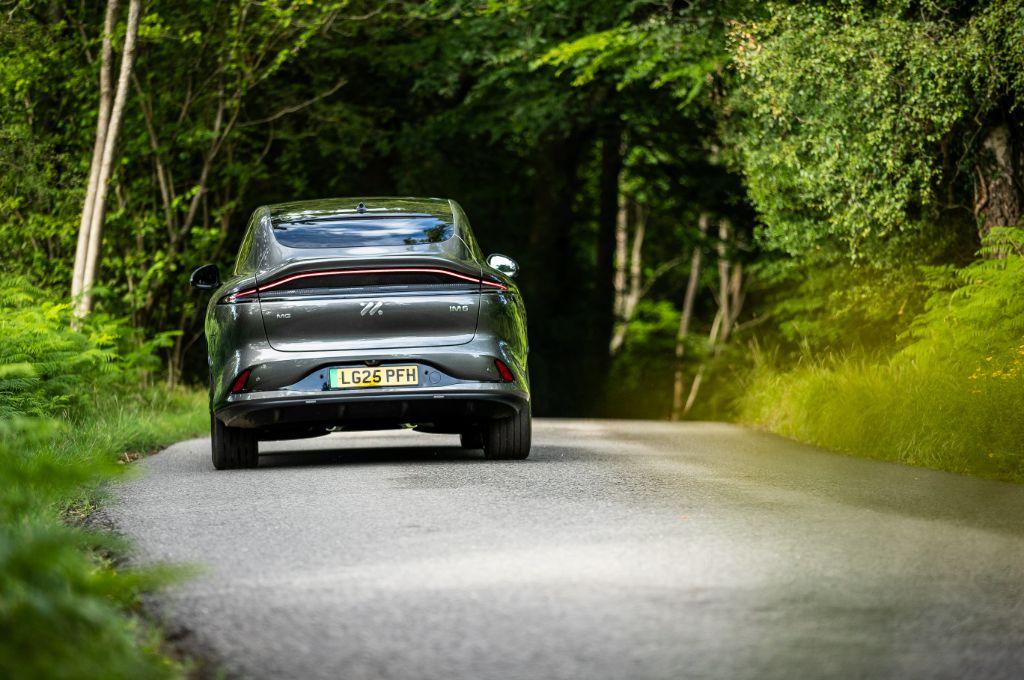 MG IM6 Review & Buying Guide 2026 | Electrifying
