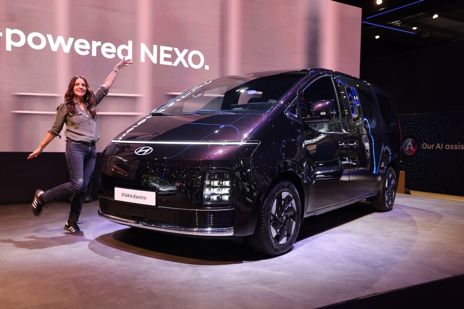 New Hyundai Staria Electric Review: Price, Specs, Range & On Sale Date ...