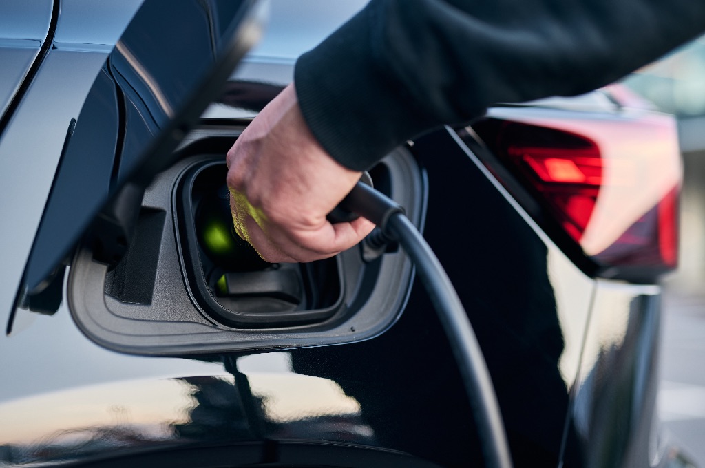 Scottish government commits £18m in next 12 months to EV incentives
